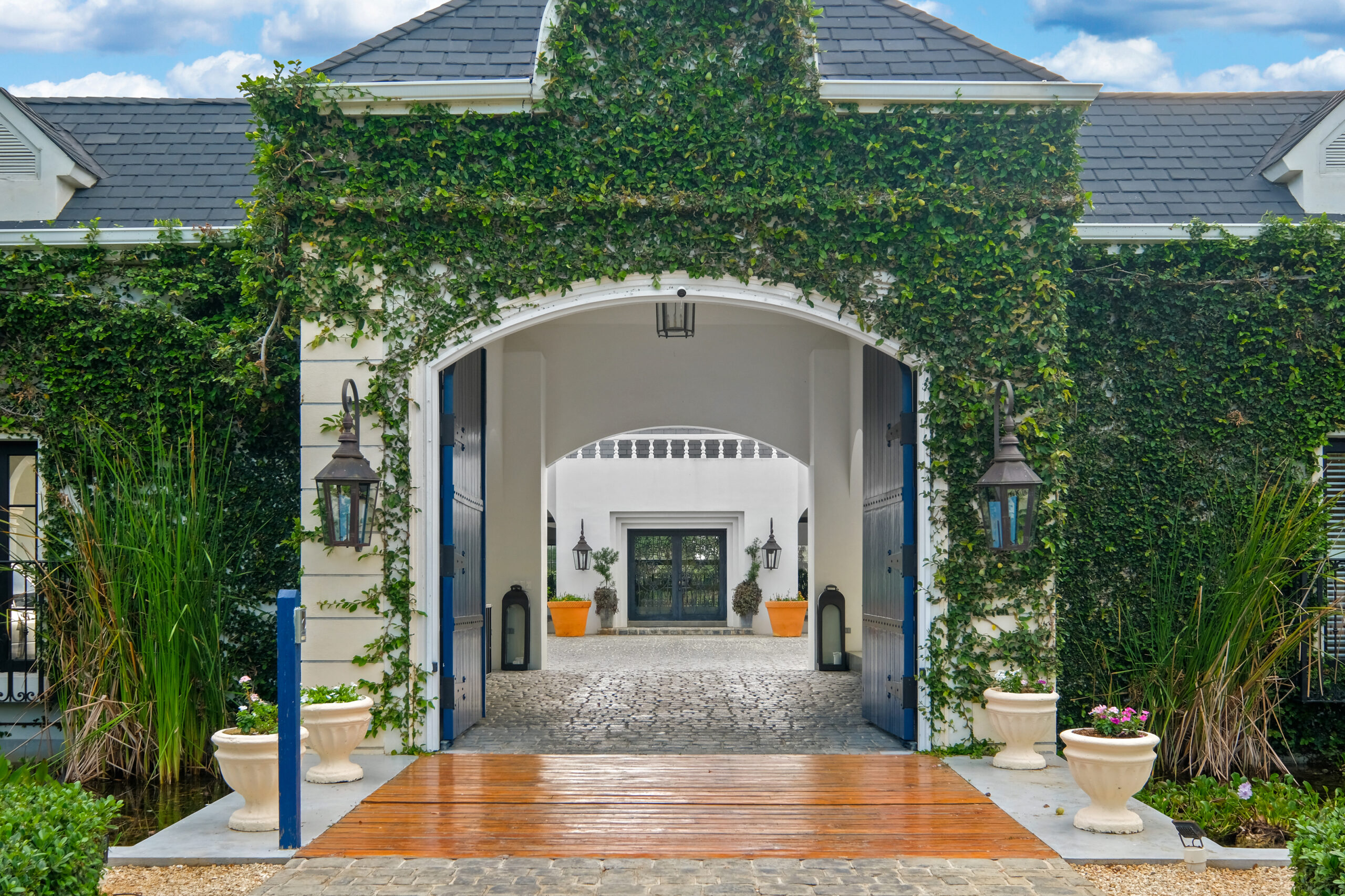 Villa Du Cacique - Simply Dominican